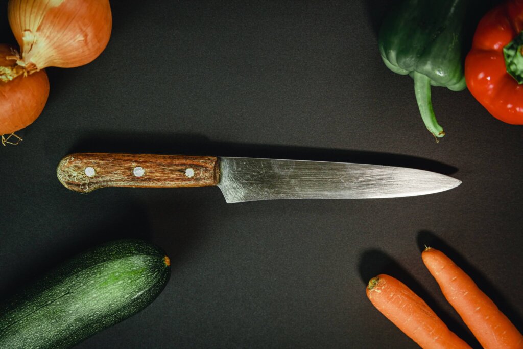 Knife Polishing for Beginners: Everything You Need to Know - Kniferr